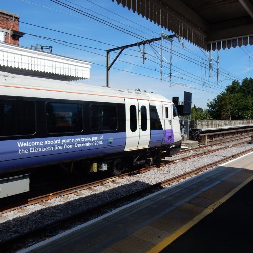 Elizabeth Line: Discover the easiest way to cross London from Brentwood ...